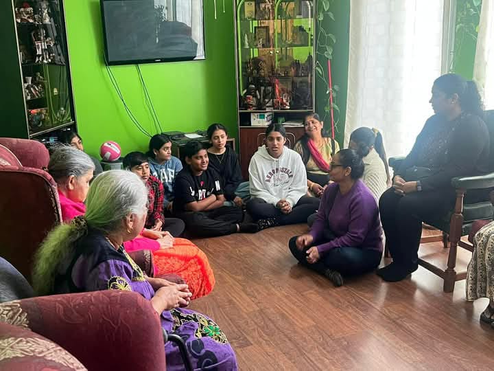 A Heartwarming Family Day Seva: SSE Kids and Moms Spread Joy at Elderly ...